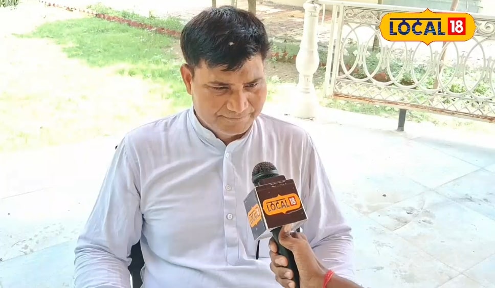 Aas India Foundation is doing public welfare work. This foundation ...