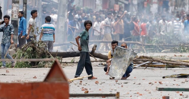 बांग्लादेश में तख्ता पलट के पीछे ISI का हाथ! छात्र शिविर के इशारे में ...