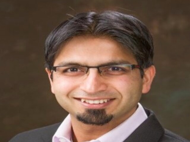 JEE में हासिल की नंबर 1 रैंक, IIT Bombay से बीटेक, Google में किया जॉब ...