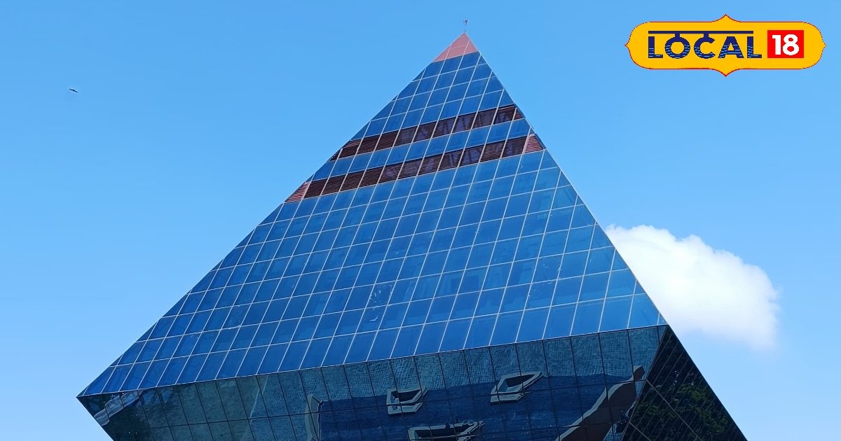 Students are looking for their future in this diamond-like building ...