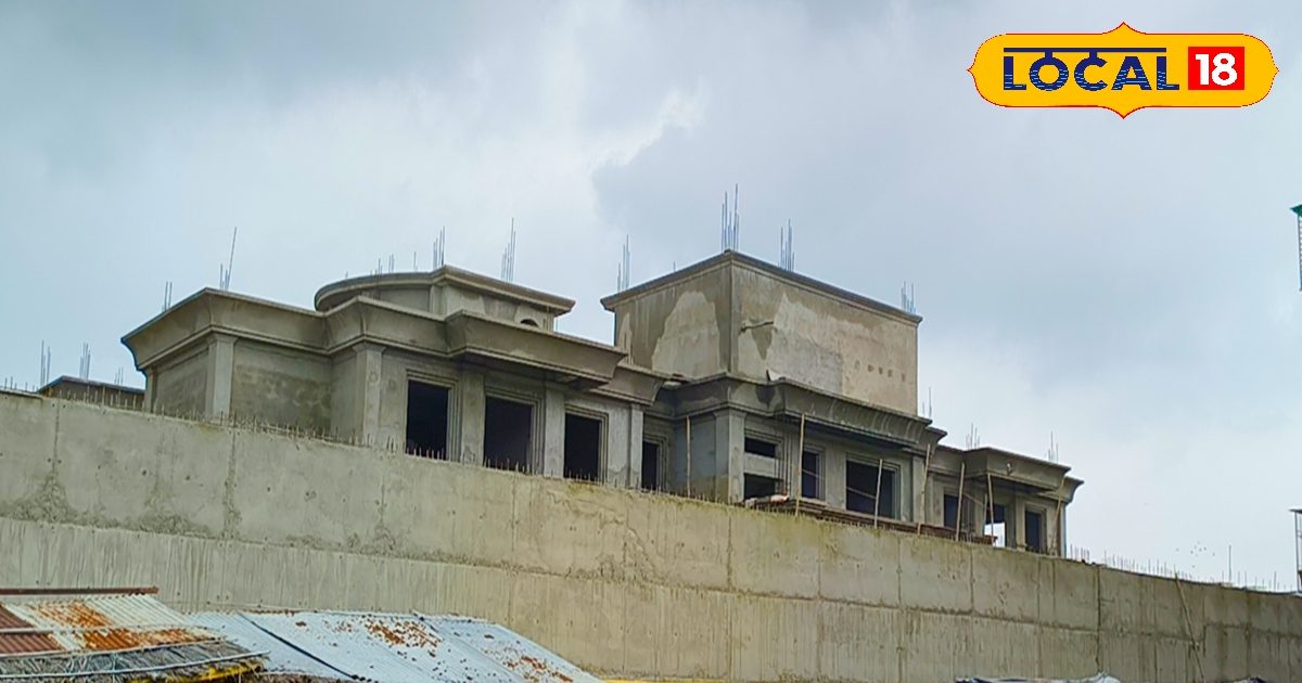 Charge sheet filed in land for job case, here house is ready in Mahua ...