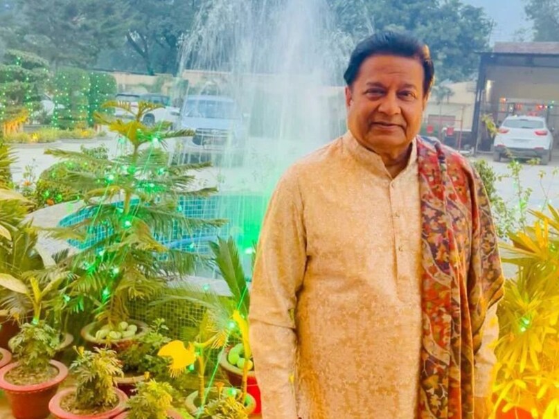 'पत्नी ने कहा अफेयर...' 71 की उम्र में अनूप जलोटा को हुआ प्यार, चौथी ...