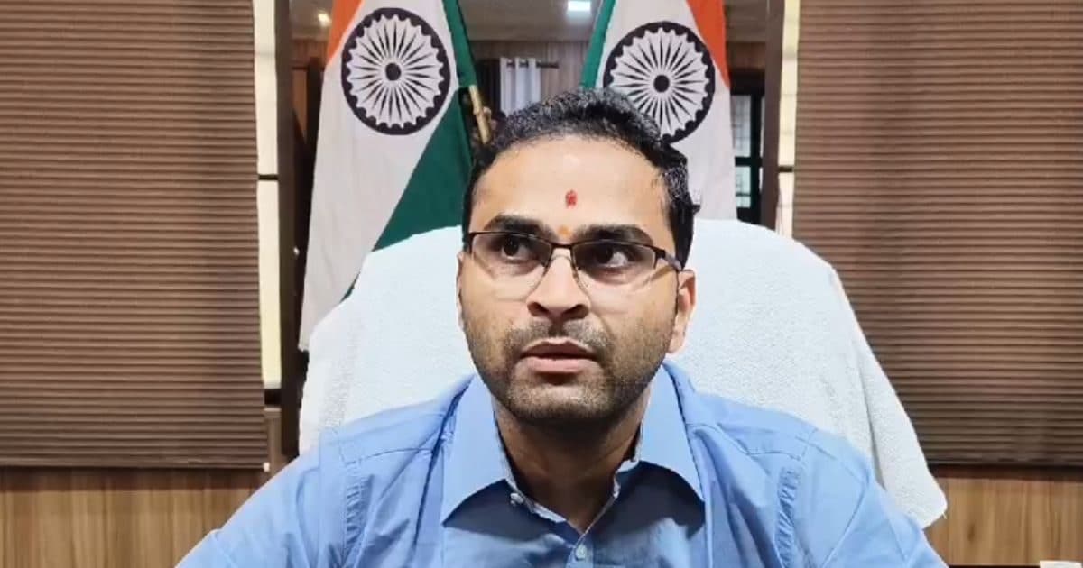 4 मदरसों पर चलेगा CM योगी का बुलडोजर! विदेशी कनेक्शन सुन एक्शन में आए ...
