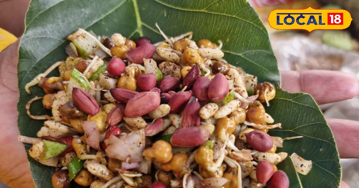 There are so many varieties of Chana mixed in it at this stall in Gumla ...