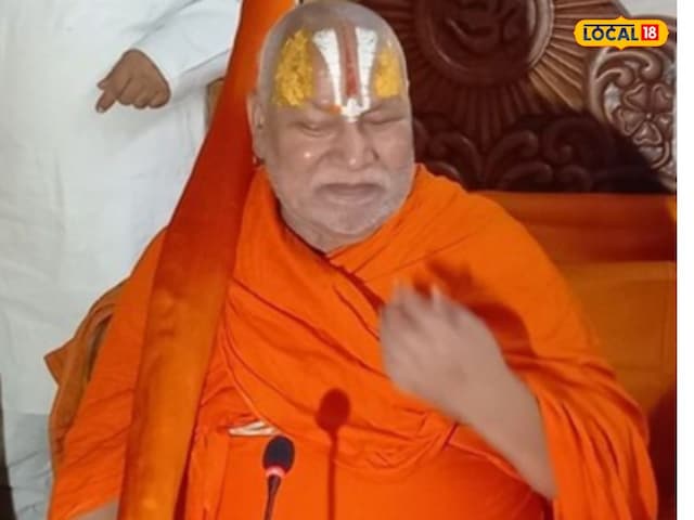 Swami Rambhadracharya Health जगद्गुरु रामभद्राचार्य की बिगड़ी तबीयत
