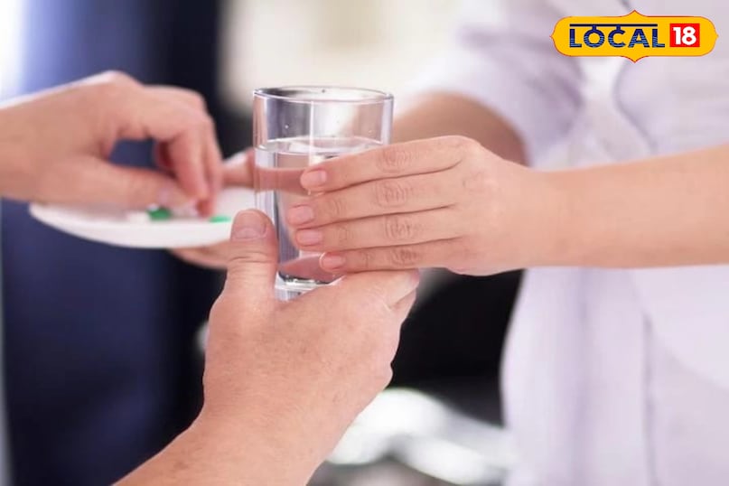benefits of drinking hot water helps in removing the problem of ...