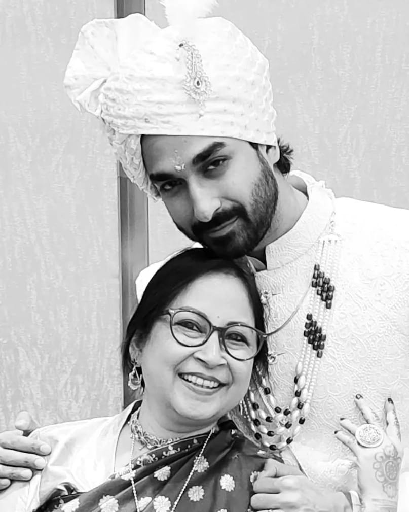 कौन है 'वसूली भाई' की पत्नी? फिल्मी दुनिया से दूर कॉर्पोरेट जॉब करता है ...