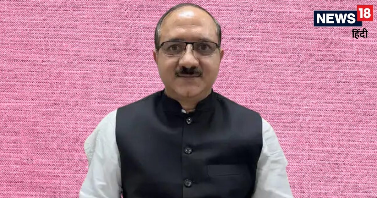 IAS Story: NIT से B.Tech की डिग्री, फिर UPSC क्रैक करके बने IAS, अब ...