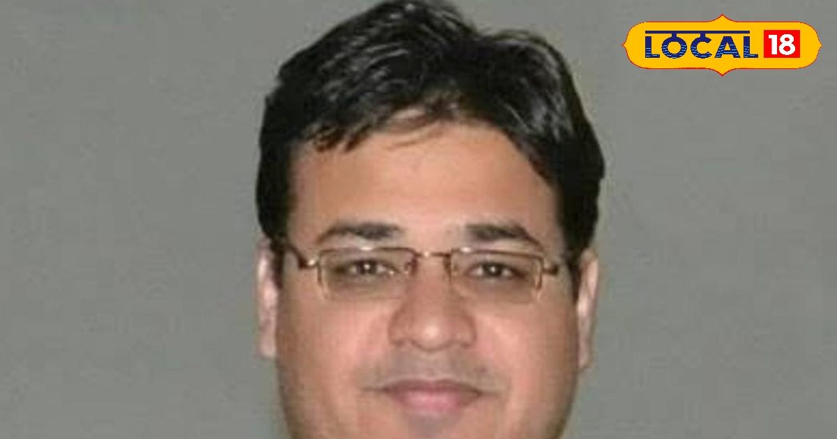 Aligarh DM Sanjeev Ranjan: कौन हैं आईएएस संजीव रंजन? बने यूपी के इस जिले के DM, सख्त एक्शन लेने ...