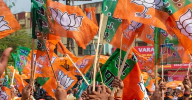 UP Politics Modi Govt 11 Years BJP to hold chaupal outside masjid ...