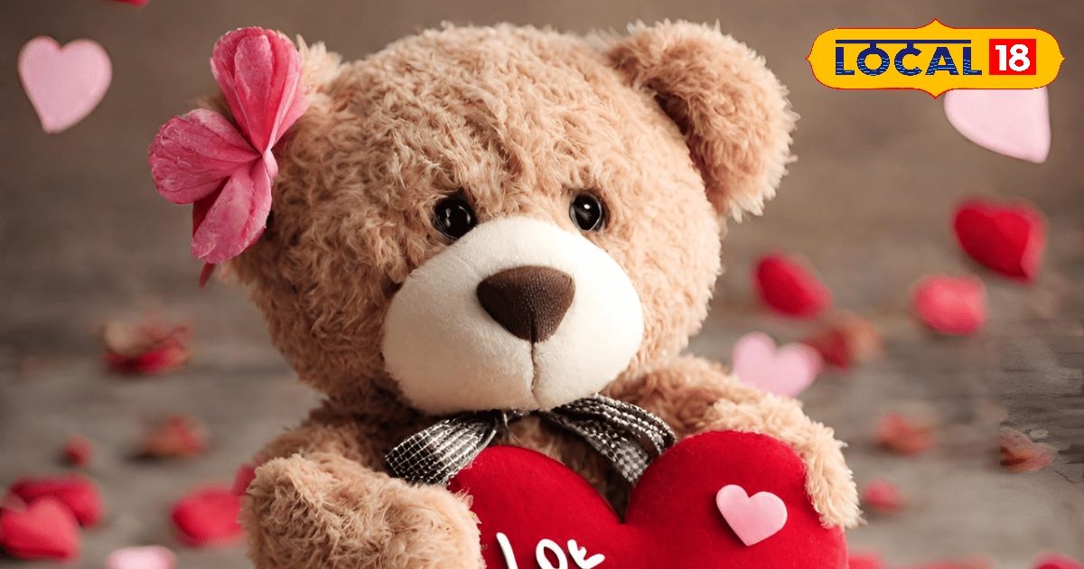 Teddy Day: जब शब्द कम पड़ें, तो टेडी कर दे प्यार बयां... टेडी डे पर ...