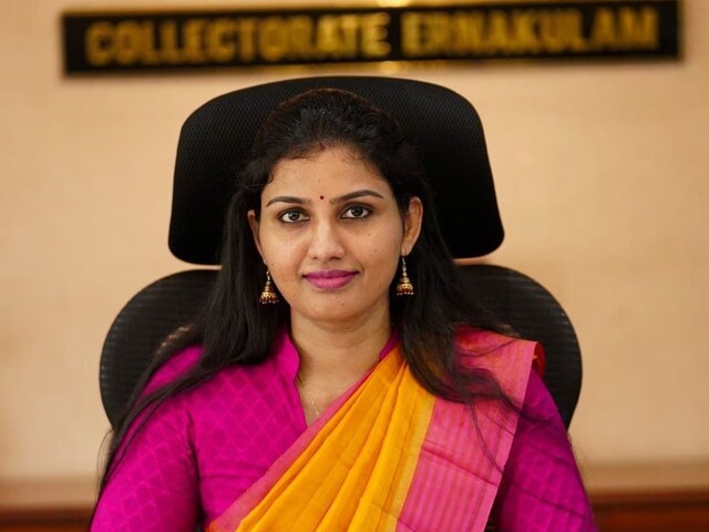 Success Story: बस कंडक्टर की बेटी पहले बनी डॉक्टर, फिर आईएएस अफसर ...