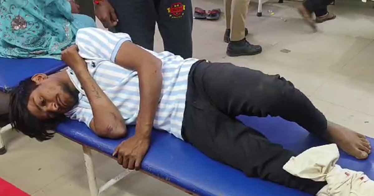 Hathras UP News: रेप के आरोपी ने दरोगा की पिस्टल छीनकर की फायरिंग, फिर ...