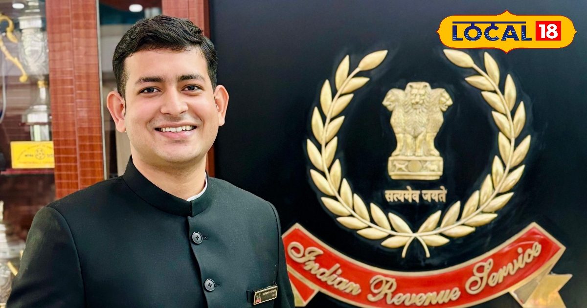 UPSC Result: DM की कुर्सी देख पिता से बोले- एक दिन बनूंगा DM, आज मयंक ...