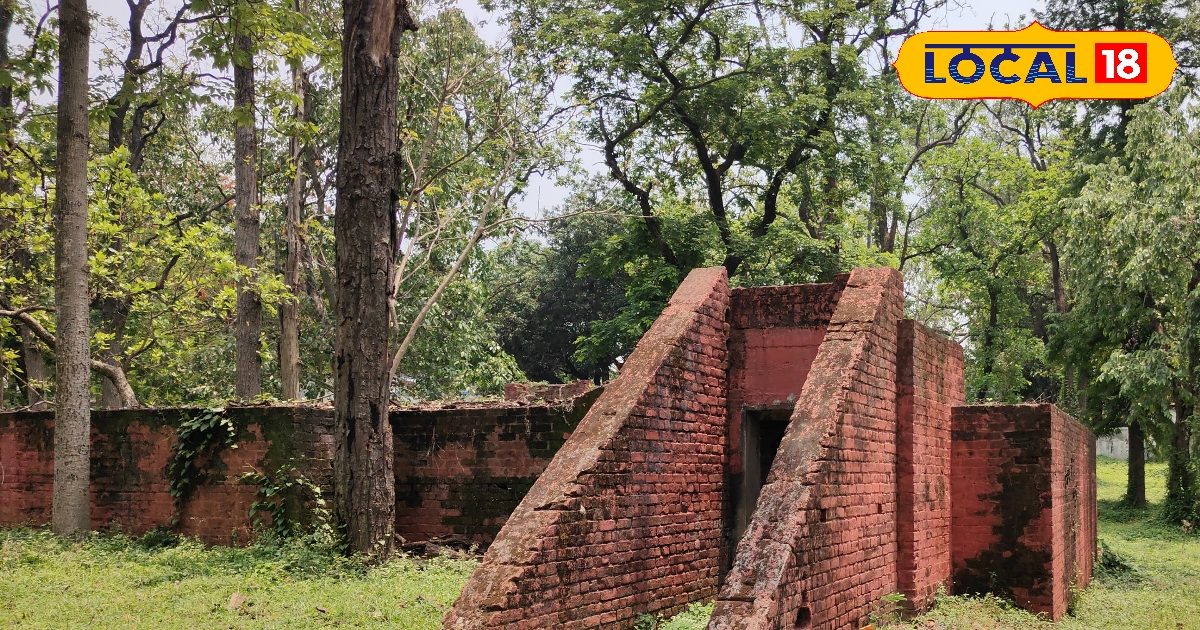 Jamshedpur's Red Bunker: This historical heritage with stories of war ...