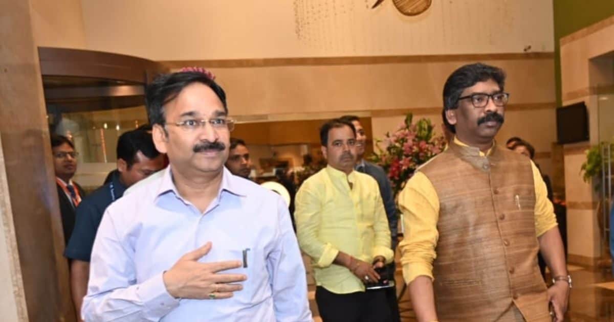 Who Is IAS Vinay Kumar Choubey Arrested Jharkhand Liquor Scam। बीटेक के ...