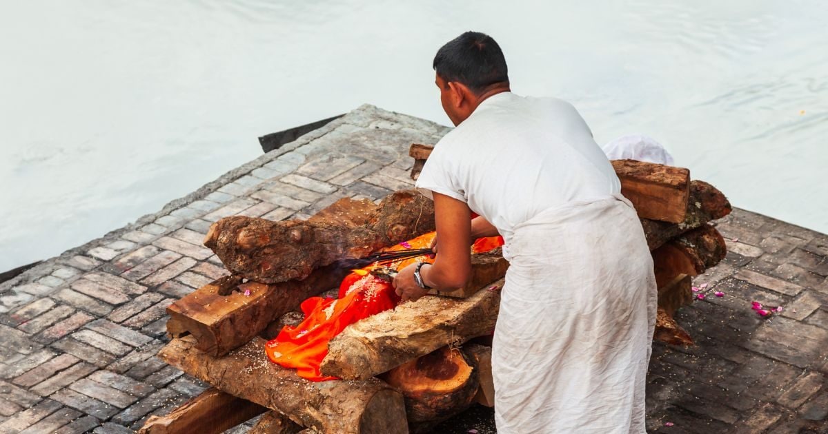 ntim sanskar karne wale aur parivar ke logo ke liye niyam last rites in ...