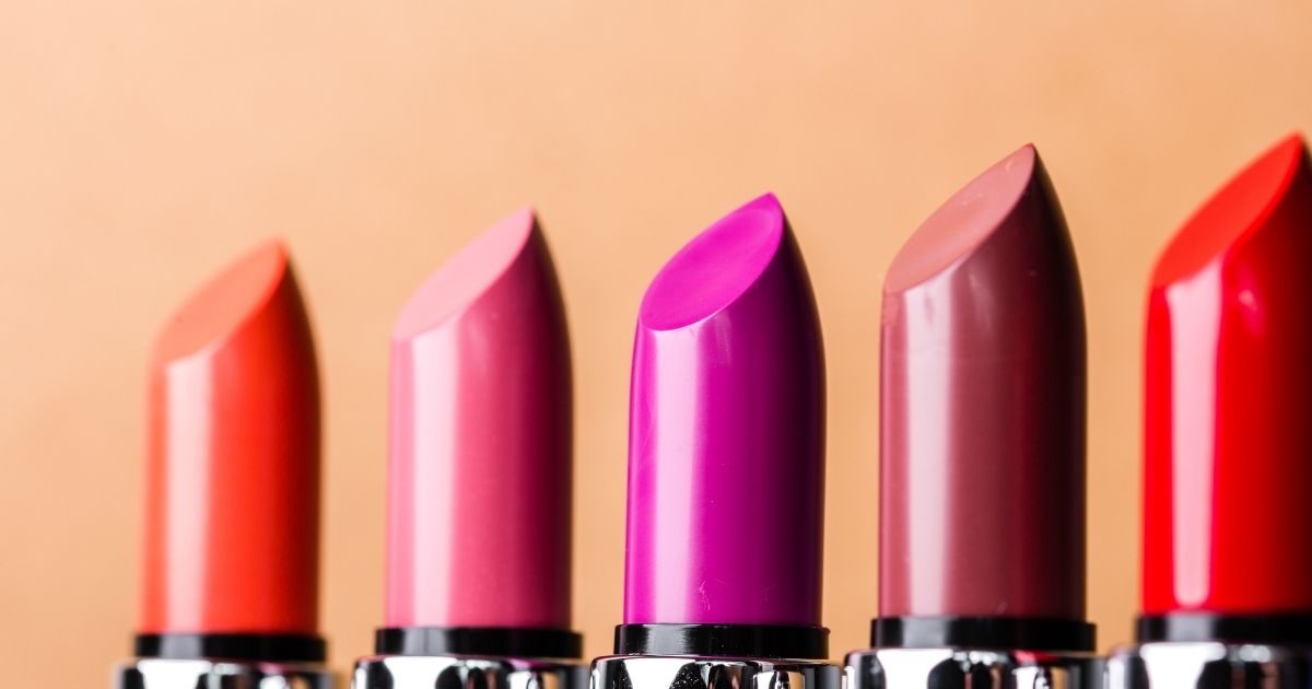 How to choose lipstick according to skin tone: लिपस्टिक का सही चयन ...