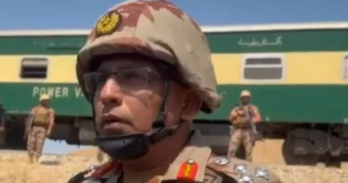 Indian Strike Fear | India Pakistan War News | India Pakistan Border ...