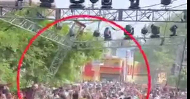 Premanand Maharaj narrowly escapes major accident video goes viral ...
