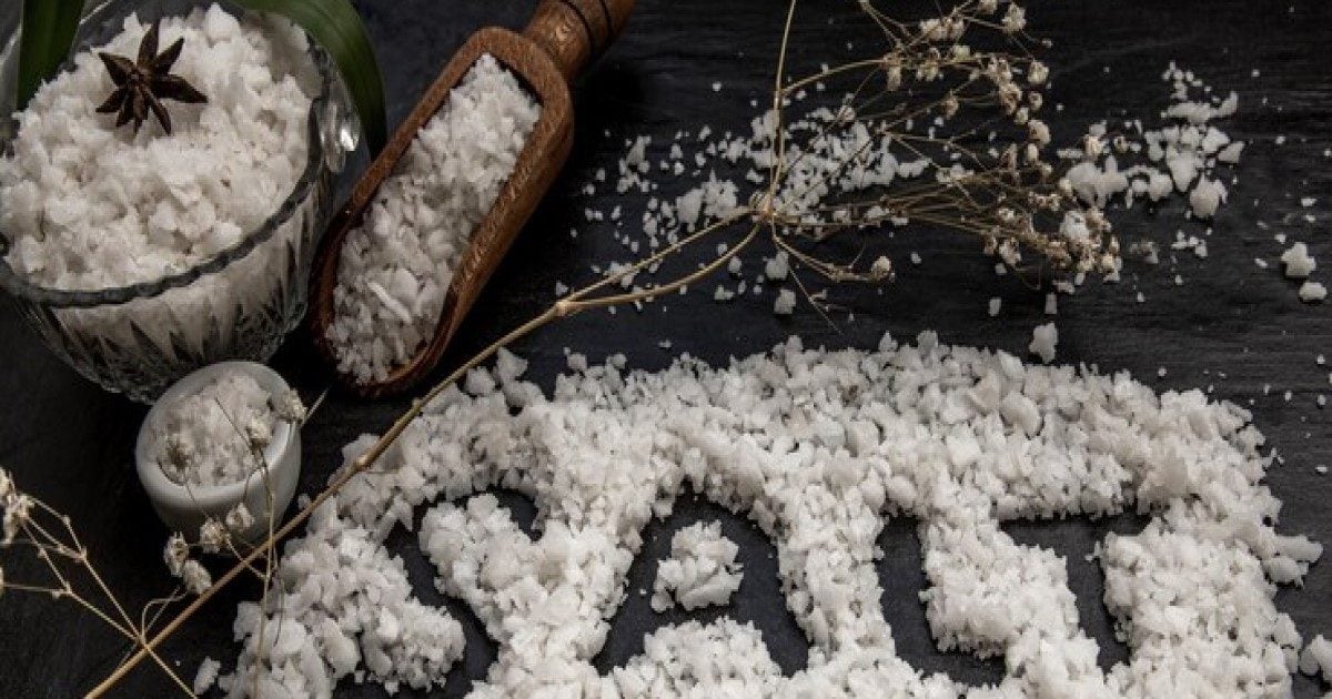 Benefits of drinking Celtic salt water an empty stomach: खाली पेट पानी ...