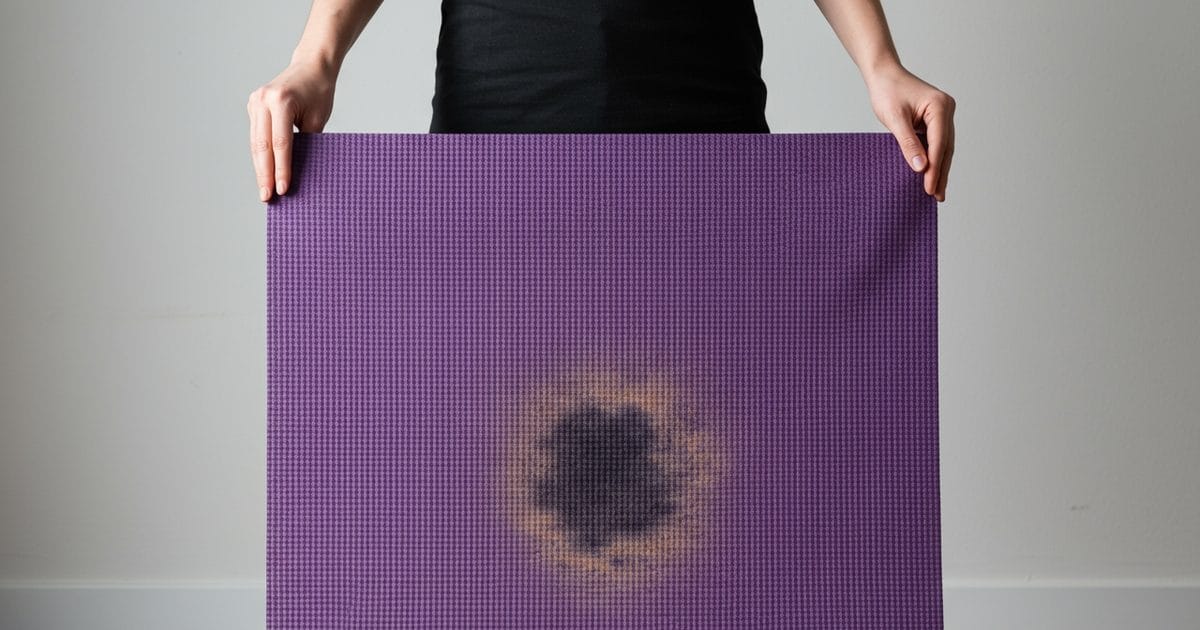 Plastic Mat Cleaning Tips। प्लास्टिक की चटाई को कैसे करें फटाफट साफ ...