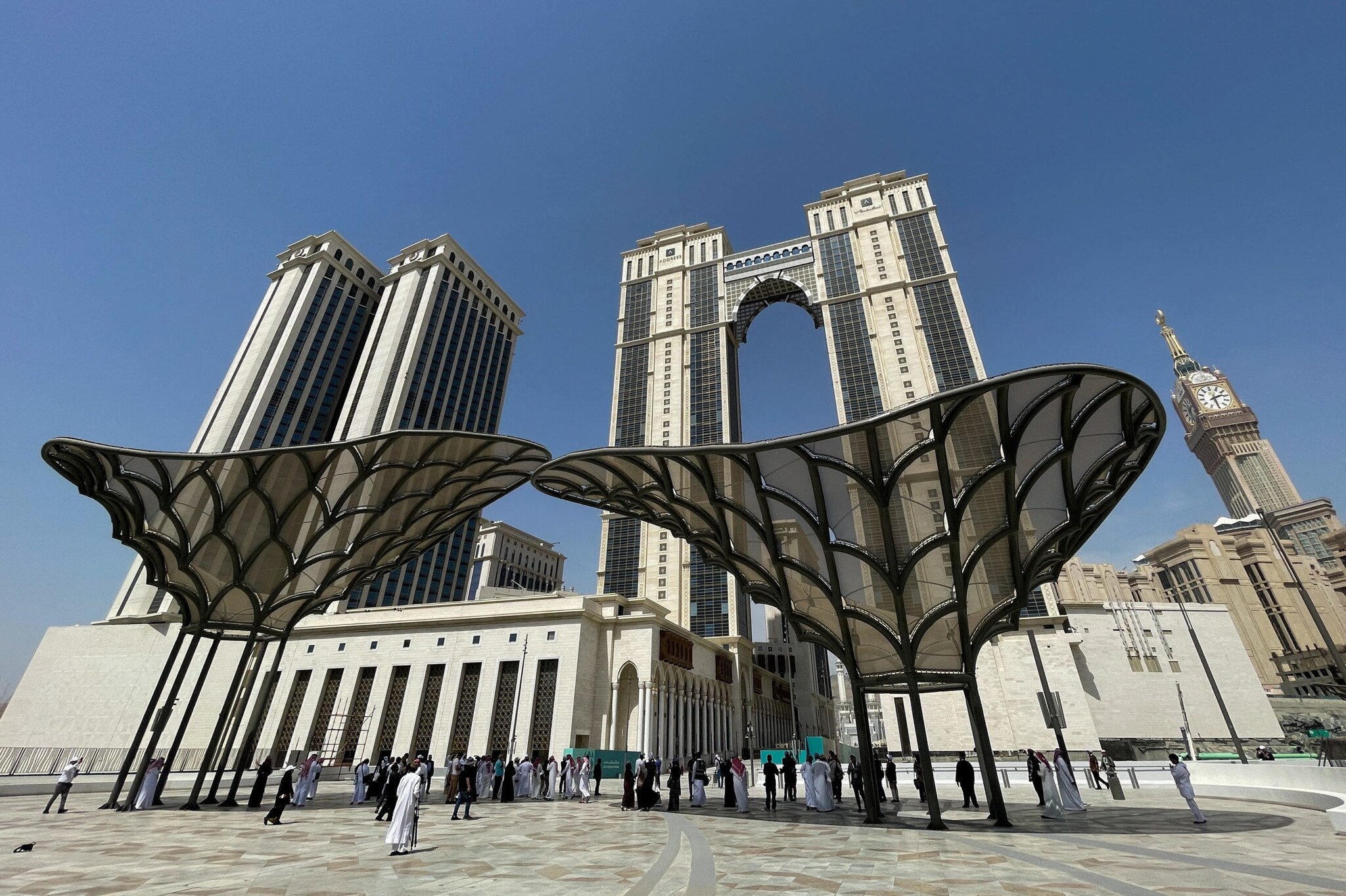 World's largest cooling system in Mecca: मक्का में हज यात्रियों के लिए ...