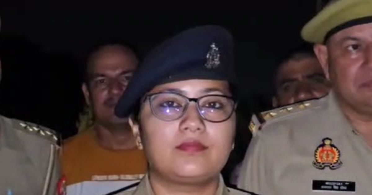 Operation Langda: स्कूटी से जा रहे थे 3 युवक, पुलिस ने रोका तो कर दी ...