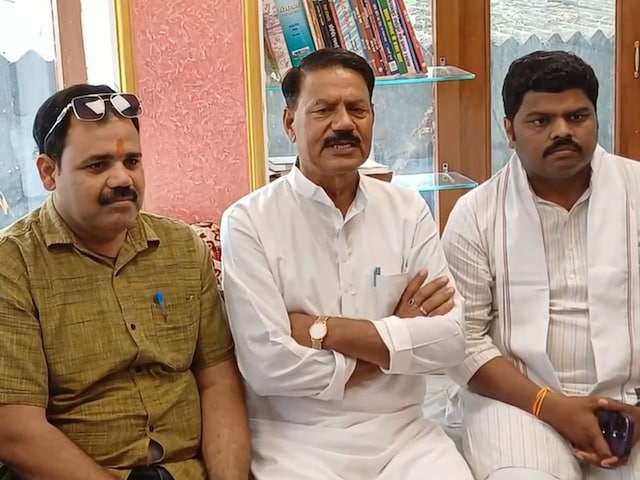 Bhind News: भिंड में बीईओ से मारपीट का मामला गरमाया, FIR न होने पर ...