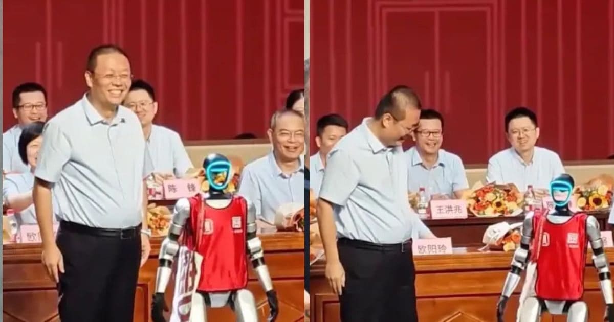 AI News China Humanoid Robot Stuns the World After Receiving high ...