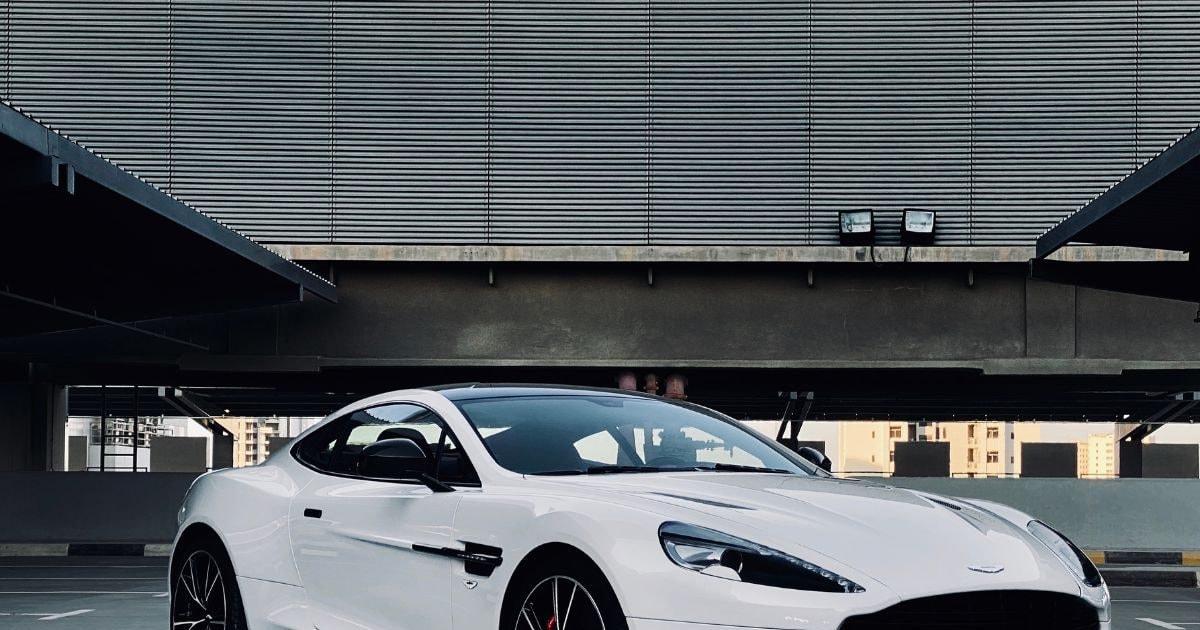 India-UK Free Trade Deal। Mini Cooper price cut। Aston Martin car Rate ...