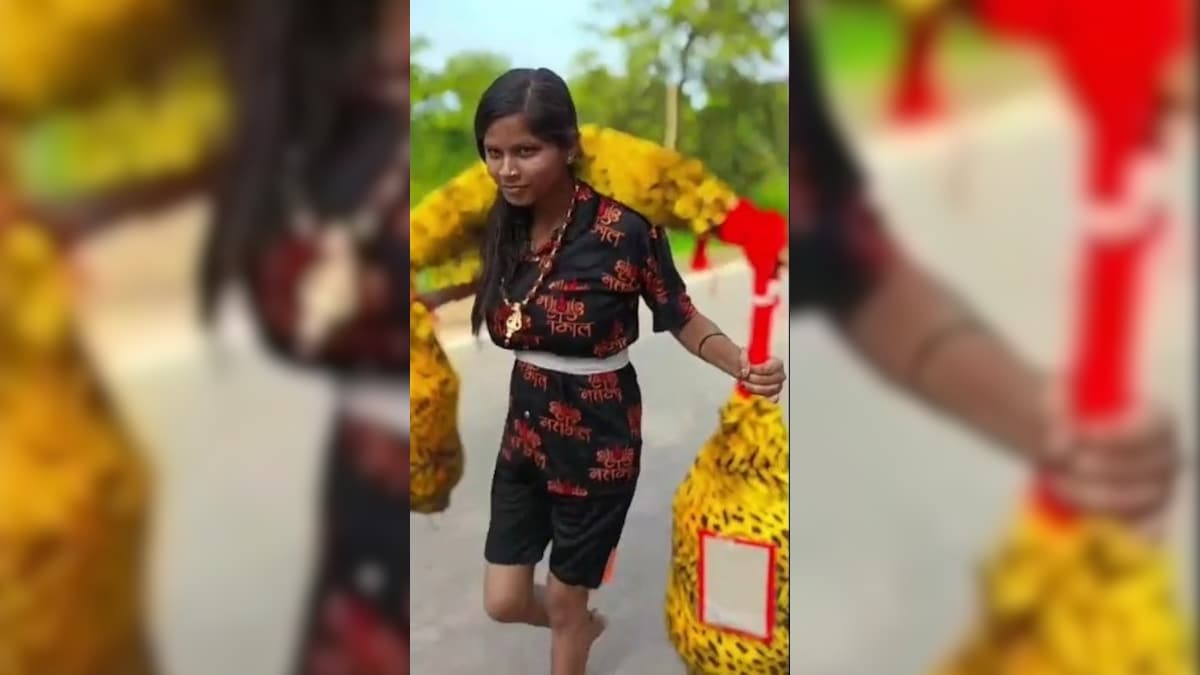 VIDEO: मुस्लिम युवती आयशा बनीं कावड़ियां, हर-हर महादेव के जयकारा लगा ...