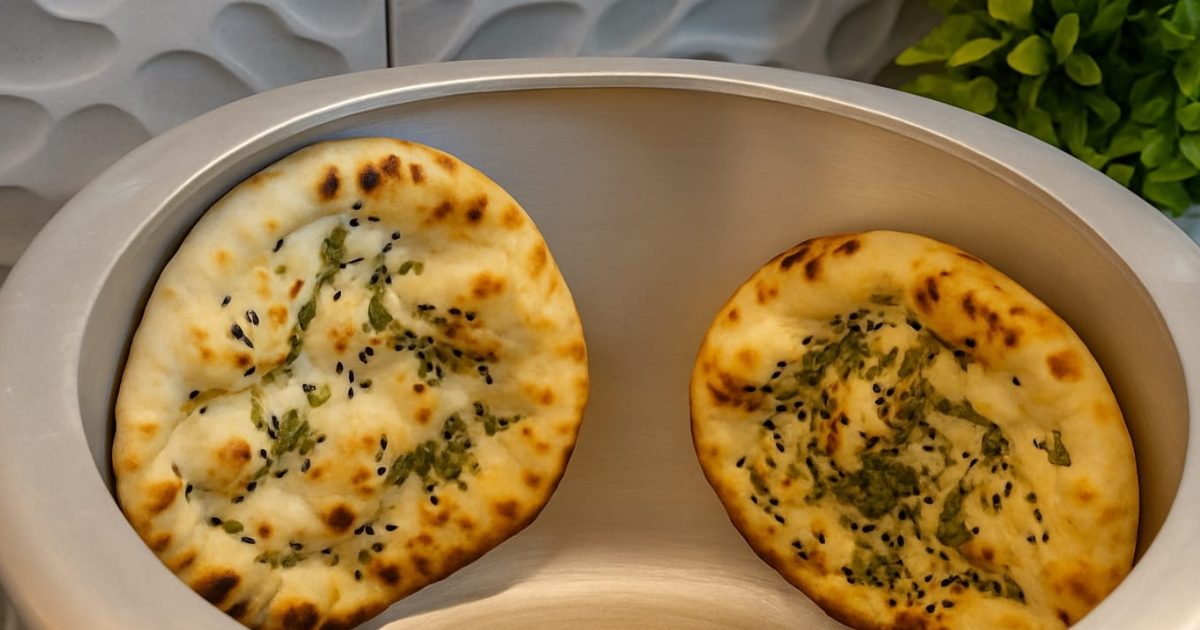 How To Make Naan in Cooker recipe । कूकर में नान कैसे बनाएं जानिए ...