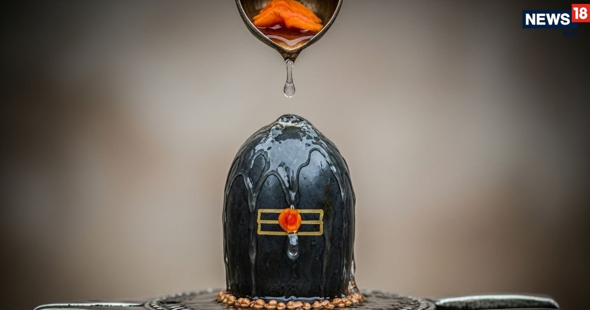 shivling par chadha jal pina chahie ya nahin Know according to shiv ...