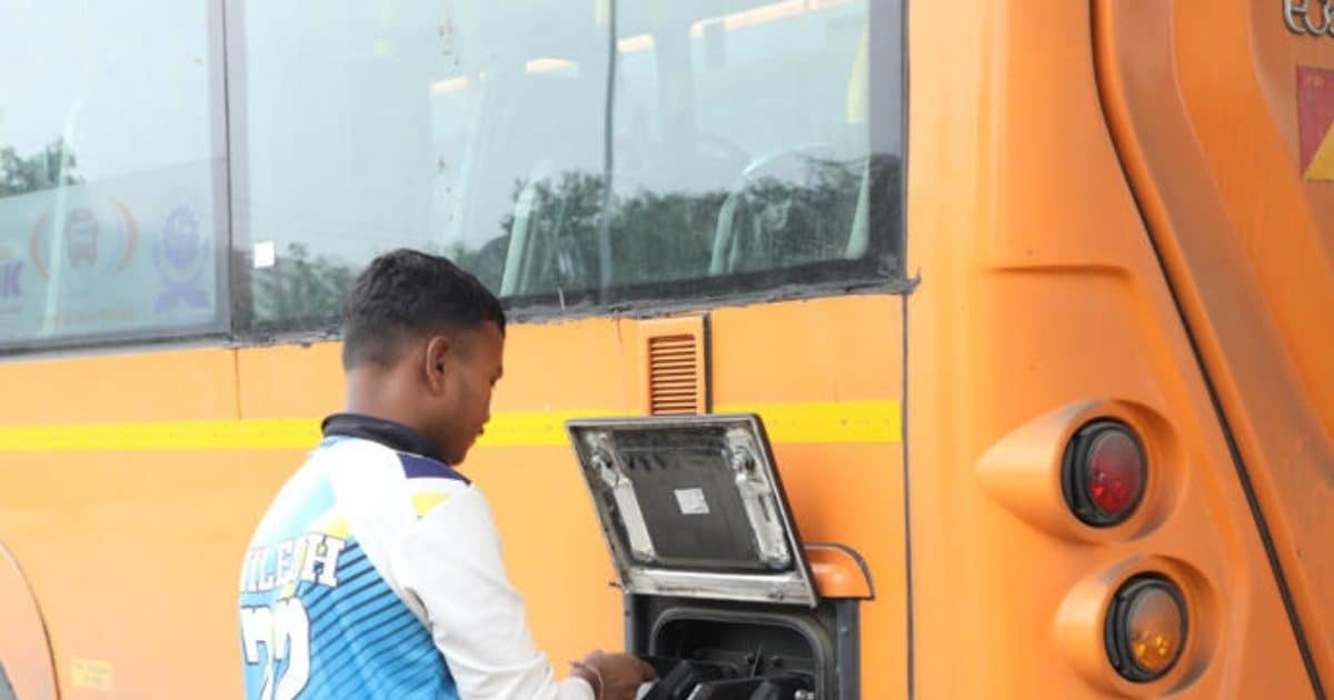 भारत का पहला सोलर स्मार्ट बस स्टैंड इस शहर में हुआ लॉन्च, म‍िल रही हैं ...