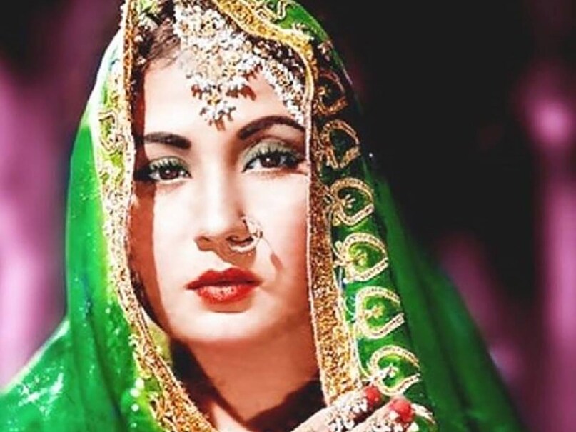 भगवान ऐसी मौत तो दुश्मन को भी न दें! इन 5 टॉप हीरोइनों का तड़प-तड़पकर ...