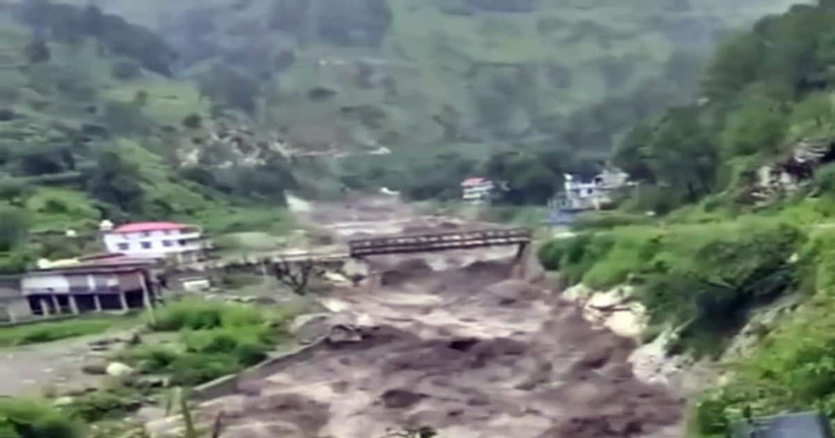 Shrikhand Mahadev Cloud Burst: हिमाचल के श्रीखंड महादेव के पहाड़ों में ...