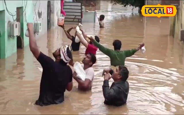 Ambala News : पहाड़ों पर बारिश से टांगरी नदी में उफान, कॉलोनियों में ...