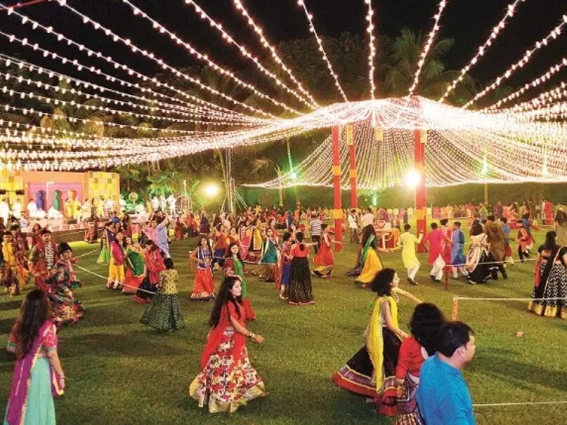 Top Garba Pandal: इंदौर के 5 बड़े गरबा पंडाल, यहां जाना मिस किया तो ...