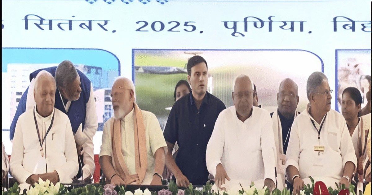 pm modi pappu yadav talks may worry tejashwi rahul