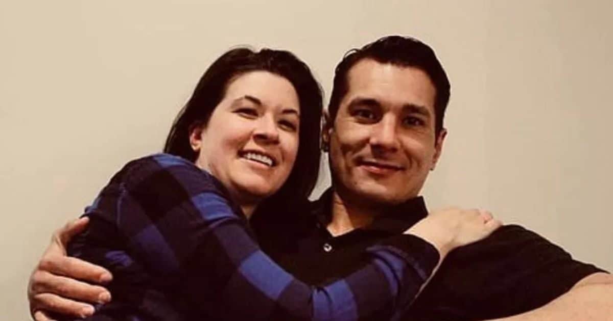 चचेरे भाई से ही प्यार कर बैठी महिला, पति से तलाक के बाद कर ली शादी, फिर ...