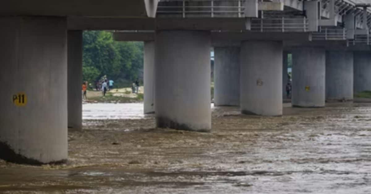 Delhi Flood Live | Delhi flood alert | Yamuna Water Level Update ...