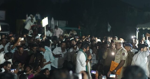 farmers protest nagpur: ट्रेनें रोक देंगे... कर्जमाफी पर अड़े किसान ...