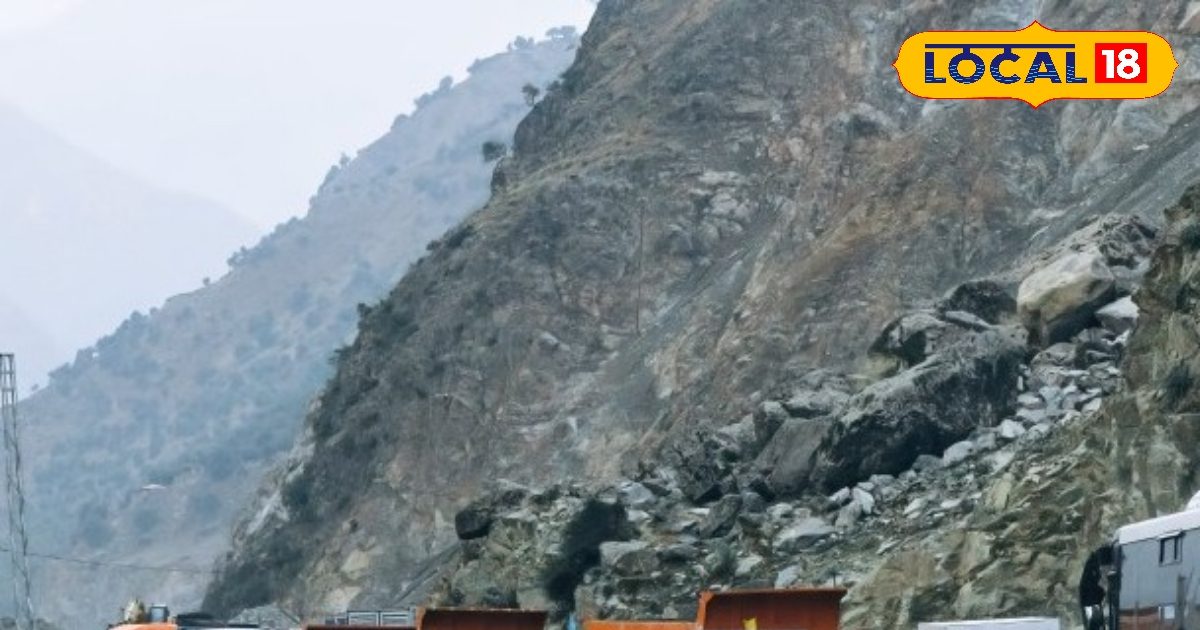 The road from Mandi to Kullu has become a danger point, with the risk ...