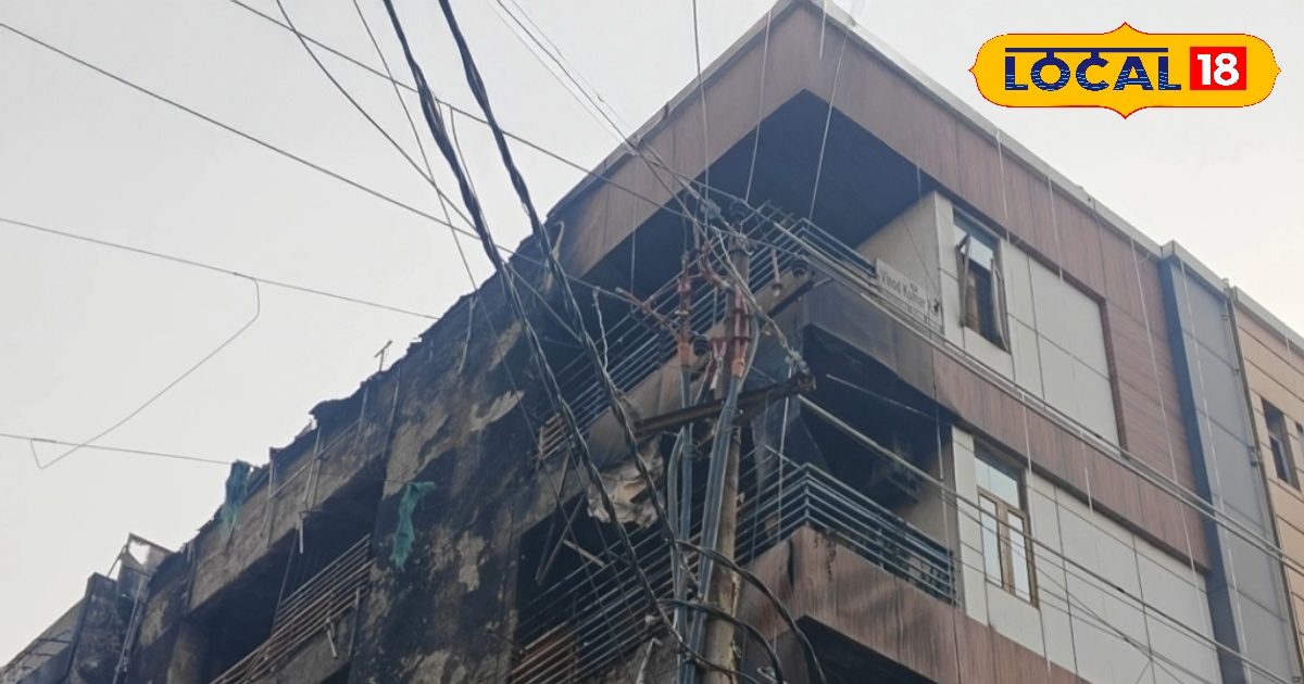 Ground Report: A massive fire broke out in a five-storey flat in ...