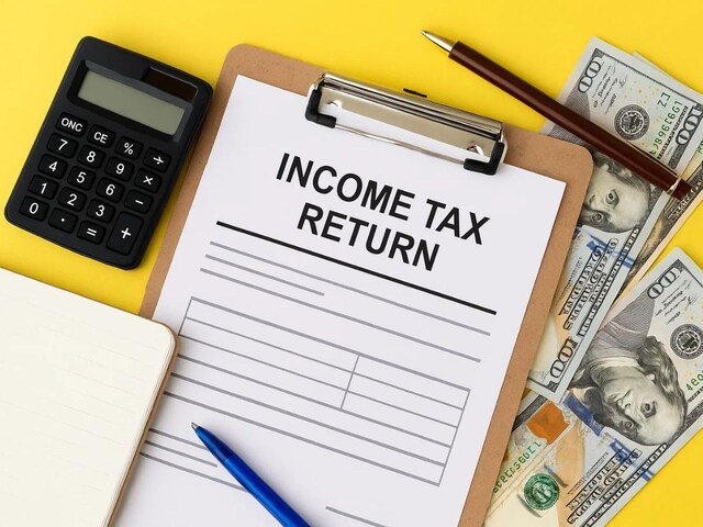 ITR Filing 2026: गलत फॉर्म चुना तो आ सकता है नोटिस, फ्रीलांसर और सैलरी ...