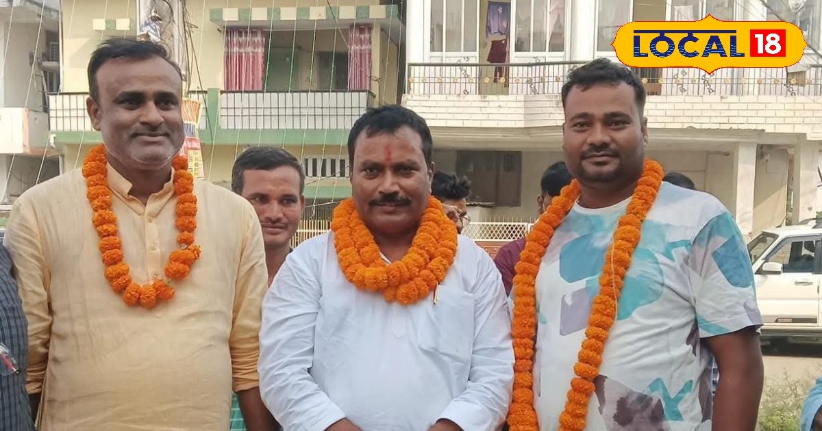 Delhi auto driver Ajay Kumar Dangi wins Tikari seat in bihar election