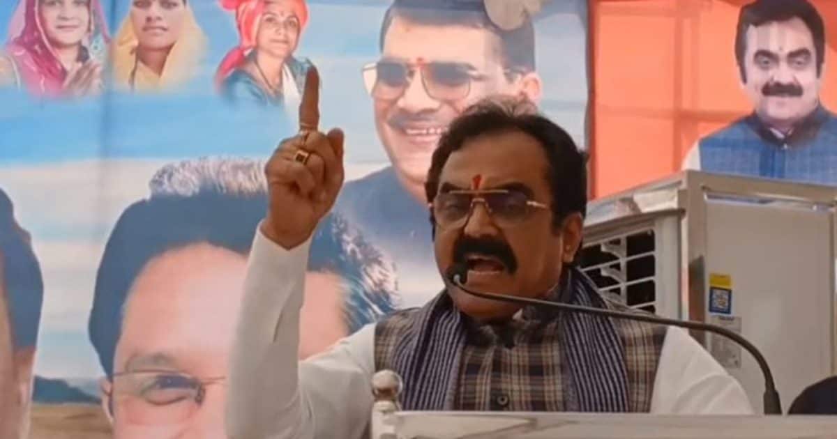 ब्लैकलिस्ट कर दूंगा, पूरा पैसा रुक जाएगा...PWD मंत्री ने भरे मंच से ...