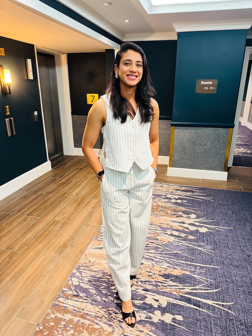 Smriti Mandhana Fashion: क्रिकेट की क्‍वीन ग्राउंड के बाहर भी हैं दिखती ...