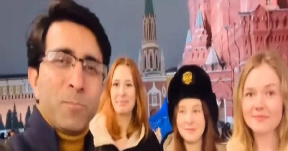 Russian Girls Viral Video | Russian Girls Chose Indian- रशियन लड़की से ...